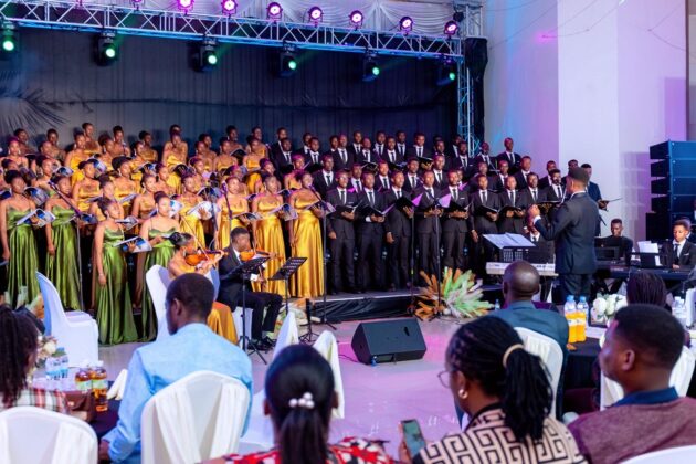 Chorale Pastor Bonus mu myiteguro y'igitaramo cyo gushima Imana ...